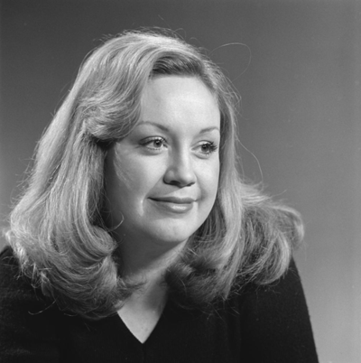 Gallery:Viola Holt - B&G Wiki